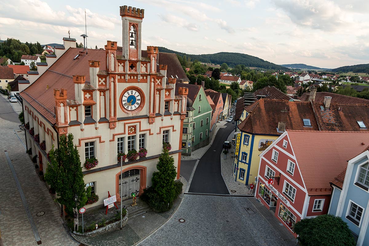 » Zur Post « | Velburg