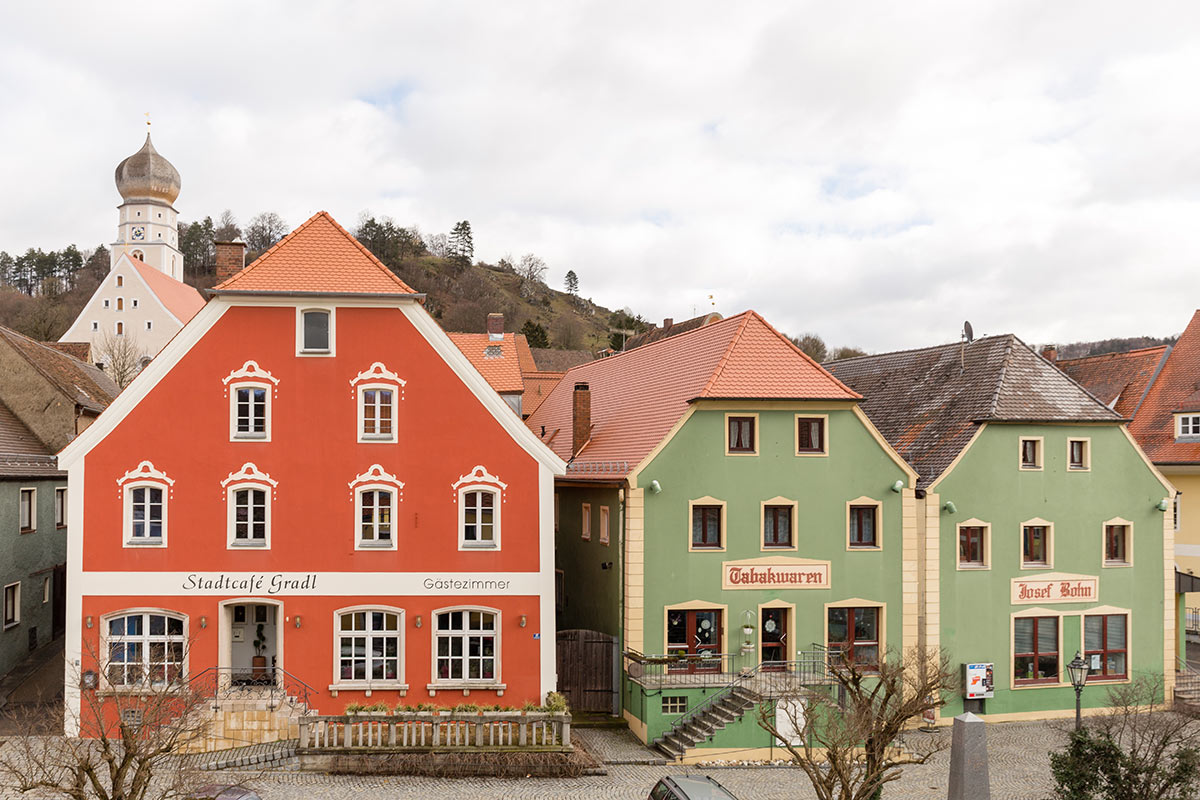 » Zur Post « | Velburg